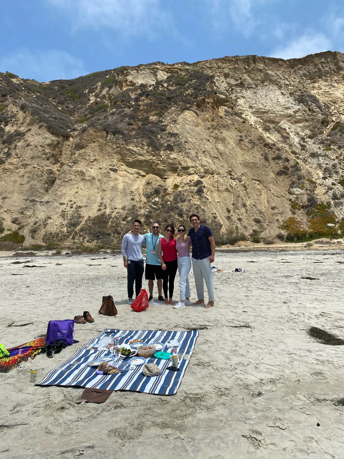 Lab Photos | Hollern Lab - Salk Institute for Biological Studies